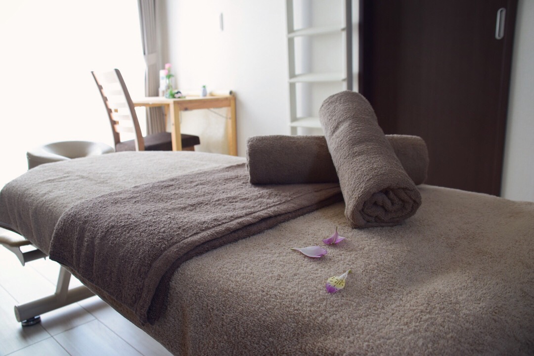 shinb‐身美‐（シンビ）｜橋本駅より徒歩3分 エステと整体のプライベートサロン | 女性専用の完全個室空間であなただけの贅沢な癒しのひとときを